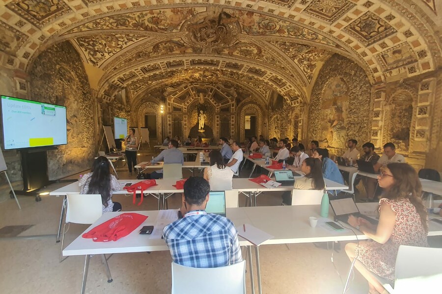 BIO-PLASTICS EUROPE | BIO-PLASTICS EUROPE Summer School in Bologna BIO-PLASTICS EUROPE | BIO-PLASTICS EUROPE Summer School in Bologna